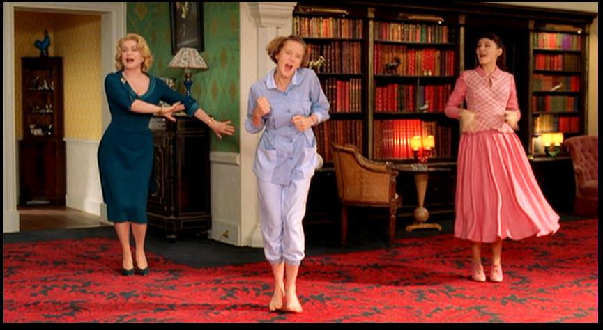 [Film] 8 Femmes, de François Ozon (2002) - Dark Side Reviews