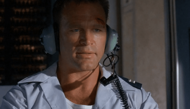 [Film] Mach 2, de Fred Olen Ray (2000) - Dark Side Reviews